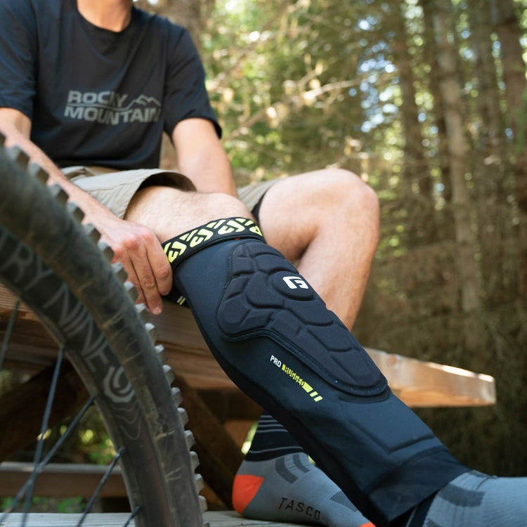 Pro-Rugged 2 Knee Guard Protection